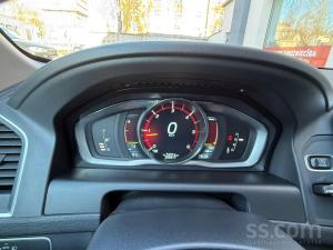 Black Volvo XC60 2014 in Riga, with an engine capacity of 2.40 L and mileage of 269 thousand km for 12500 €, photo 24 on AUTOMOTO.COM.LV
