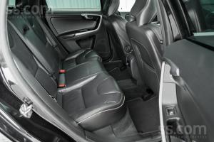 Melns Volvo XC60 2014 Ogre, ar dzinēja tilpumu 2.00 L un nobraukumu 188 tūkst. km par 14500 €, foto 21 vietnē AUTOMOTO.COM.LV