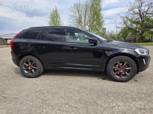 Melns Volvo XC60 2014 Jēkabpils, ar dzinēja tilpumu 2.40 L un nobraukumu 263 tūkst. km par 13700 €, foto  vietnē AUTOMOTO.COM.LV