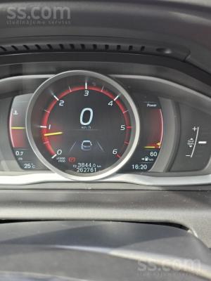 Черный Вольво ХС60 2014 в Екабпилс, объемом двигателя 2.40 л и пробегом 263 тыс. км за 13700 €, фото 8 на AUTOMOTO.COM.LV