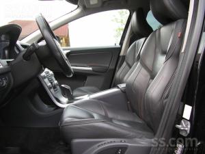 Melns Volvo XC60 2014 Rīga, ar dzinēja tilpumu 2.40 L un nobraukumu 0 tūkst. km par 15350 €, foto 23 vietnē AUTOMOTO.COM.LV