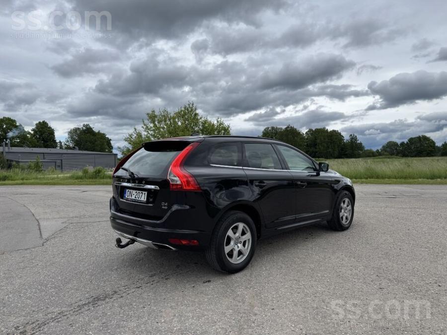 Black Volvo XC60 2014 in Cesis, with an engine capacity of 2.40 L and mileage of 0 thousand km for 11500 €, photo 7 on AUTOMOTO.COM.LV