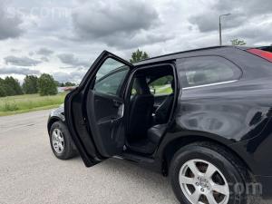 Black Volvo XC60 2014 in Cesis, with an engine capacity of 2.40 L and mileage of 0 thousand km for 11500 €, photo 12 on AUTOMOTO.COM.LV