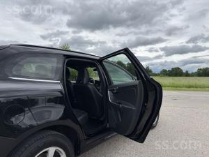 Black Volvo XC60 2014 in Cesis, with an engine capacity of 2.40 L and mileage of 0 thousand km for 11500 €, photo 18 on AUTOMOTO.COM.LV