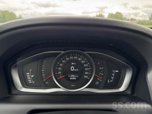 Black Volvo XC60 2014 in Cesis, with an engine capacity of 2.40 L and mileage of 0 thousand km for 11500 €, photo 26 on AUTOMOTO.COM.LV