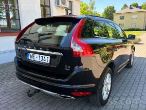Melns Volvo XC60 2014 Jelgava, ar dzinēja tilpumu 2.40 L un nobraukumu 279 tūkst. km par 11200 €, foto 5 vietnē AUTOMOTO.COM.LV