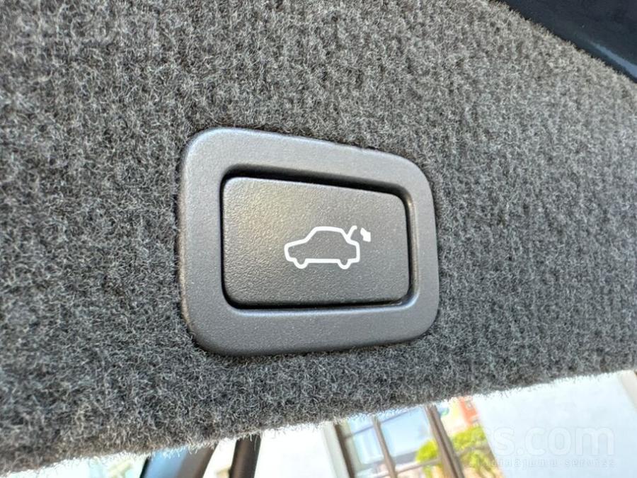 Melns Volvo XC60 2014 Jelgava, ar dzinēja tilpumu 2.40 L un nobraukumu 279 tūkst. km par 11200 €, foto 15 vietnē AUTOMOTO.COM.LV