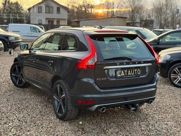 Melns Volvo XC60 2014 Rīga, ar dzinēja tilpumu 2.00 L un nobraukumu 253 tūkst. km par 13500 €, foto 5 vietnē AUTOMOTO.COM.LV