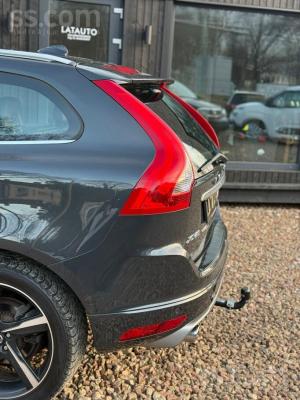 Melns Volvo XC60 2014 Rīga, ar dzinēja tilpumu 2.00 L un nobraukumu 253 tūkst. km par 13500 €, foto 10 vietnē AUTOMOTO.COM.LV