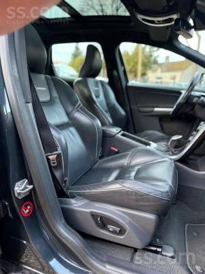 Melns Volvo XC60 2014 Rīga, ar dzinēja tilpumu 2.00 L un nobraukumu 253 tūkst. km par 13500 €, foto 15 vietnē AUTOMOTO.COM.LV