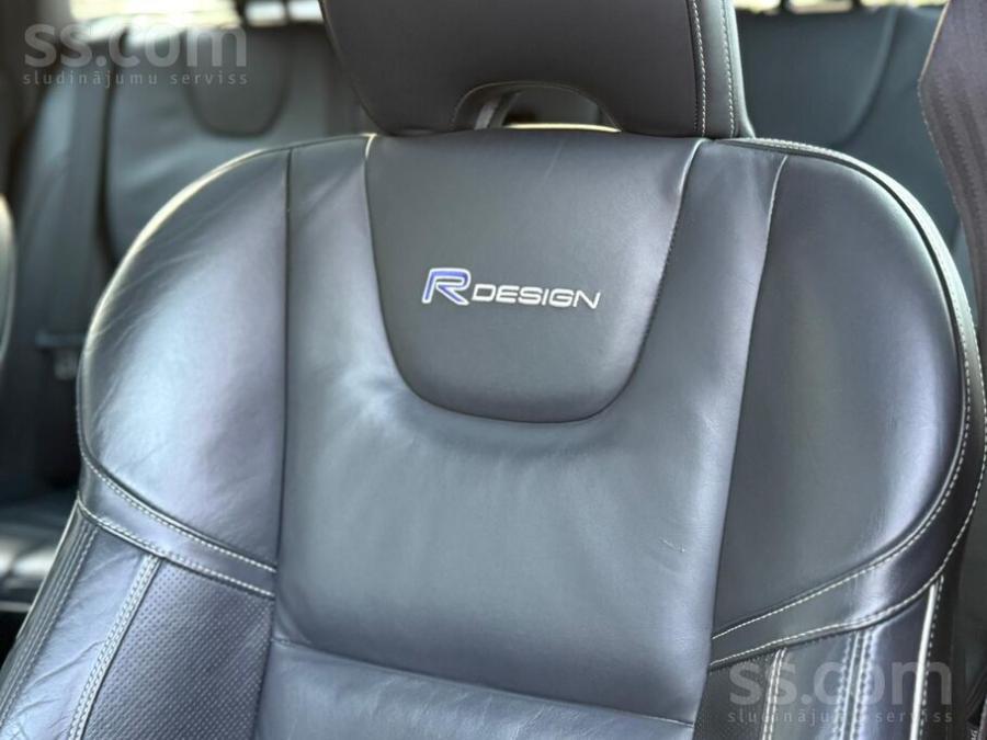 Melns Volvo XC60 2014 Rīga, ar dzinēja tilpumu 2.00 L un nobraukumu 253 tūkst. km par 13500 €, foto 19 vietnē AUTOMOTO.COM.LV