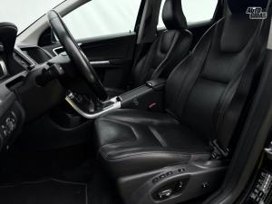 Черный Вольво ХС60 2014 в Авиженяй, объемом двигателя 2.00 л и пробегом 220 тыс. км за 11690 €, фото 11 на AUTOMOTO.COM.LV