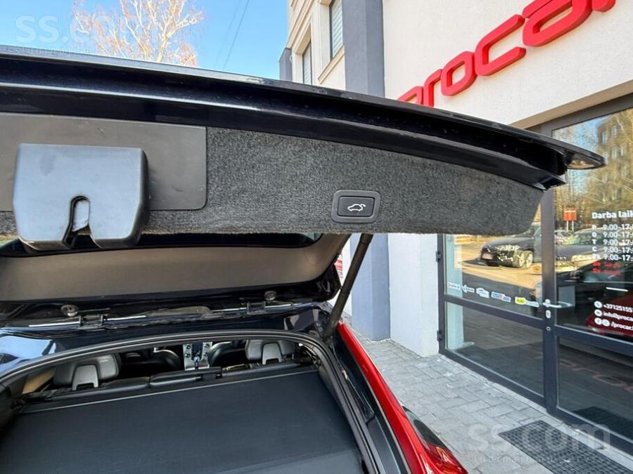 Melns Volvo XC60 2014 Rīga, ar dzinēja tilpumu 2.40 L un nobraukumu 269 tūkst. km par 12500 €, foto 14 vietnē AUTOMOTO.COM.LV