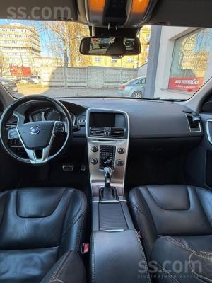 Melns Volvo XC60 2014 Rīga, ar dzinēja tilpumu 2.40 L un nobraukumu 269 tūkst. km par 12500 €, foto 21 vietnē AUTOMOTO.COM.LV