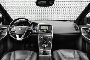 Melns Volvo XC60 2014 Rīga, ar dzinēja tilpumu 2.00 L un nobraukumu 299 tūkst. km par 8700 €, foto 7 vietnē AUTOMOTO.COM.LV