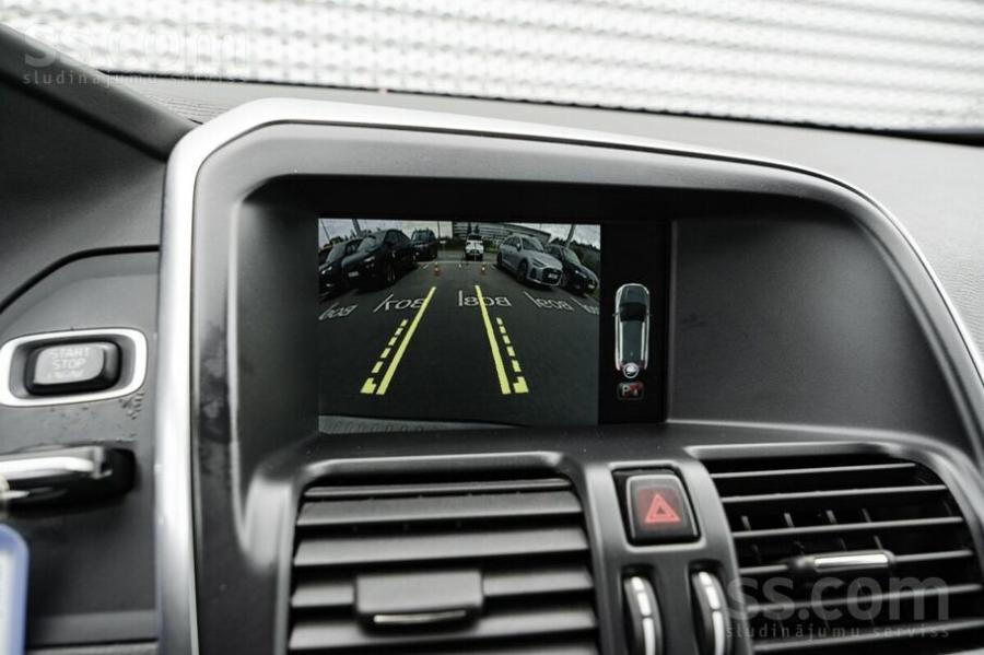 Melns Volvo XC60 2014 Rīga, ar dzinēja tilpumu 2.00 L un nobraukumu 299 tūkst. km par 8700 €, foto 16 vietnē AUTOMOTO.COM.LV