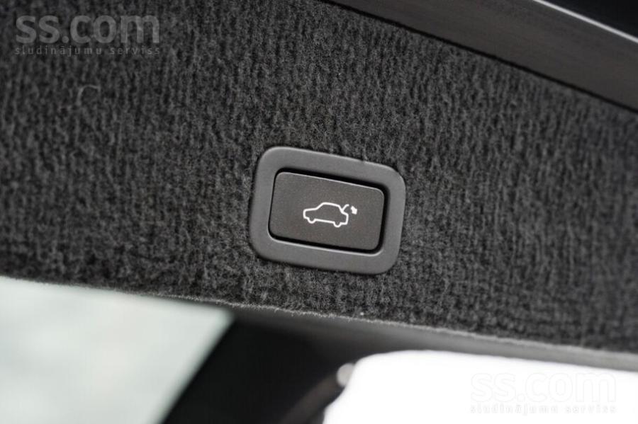 Melns Volvo XC60 2014 Rīga, ar dzinēja tilpumu 2.00 L un nobraukumu 299 tūkst. km par 8700 €, foto 27 vietnē AUTOMOTO.COM.LV