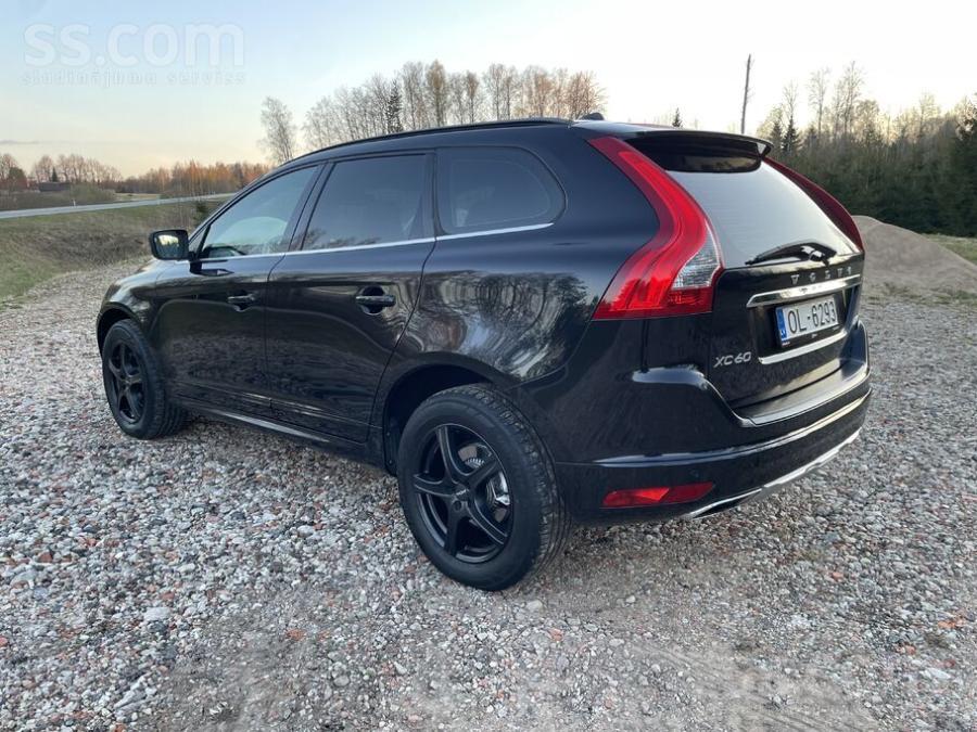 Black Volvo XC60 2014 in Cesis, with an engine capacity of 2.00 L and mileage of 0 thousand km for 10590 €, photo 6 on AUTOMOTO.COM.LV