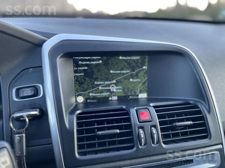 Black Volvo XC60 2014 in Cesis, with an engine capacity of 2.00 L and mileage of 0 thousand km for 10590 €, photo 23 on AUTOMOTO.COM.LV