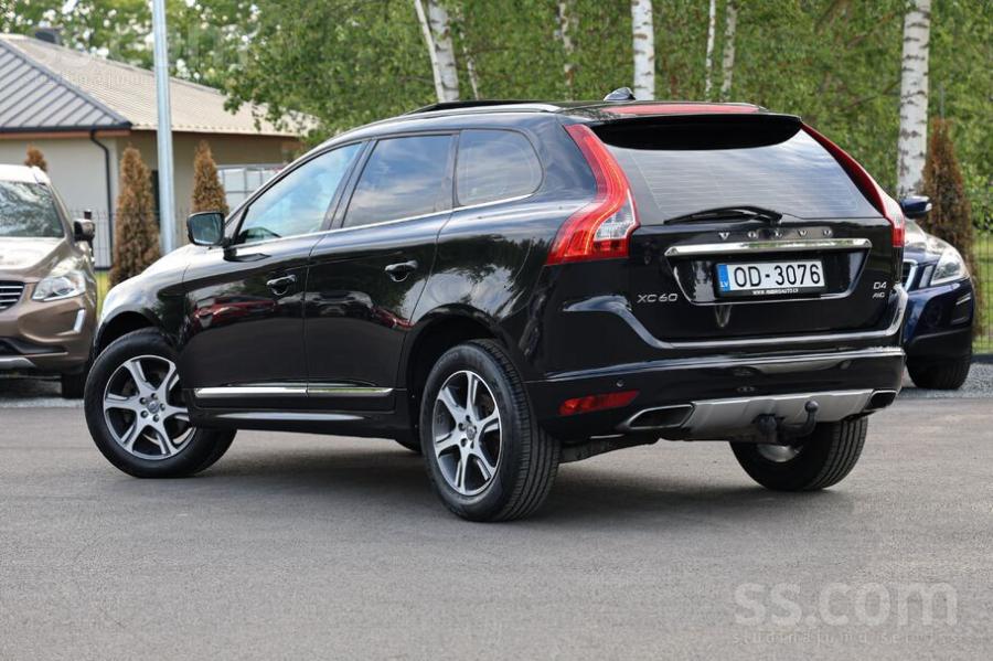 Black Volvo XC60 2014 in Jelgava, with an engine capacity of 2.40 L and mileage of 0 thousand km for 13850 €, photo 7 on AUTOMOTO.COM.LV