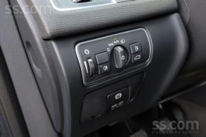 Black Volvo XC60 2014 in Jelgava, with an engine capacity of 2.40 L and mileage of 0 thousand km for 13850 €, photo 26 on AUTOMOTO.COM.LV