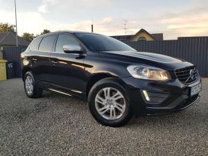 Black Volvo XC60 2014 in Pakruojis, with an engine capacity of 2.40 L and mileage of 253 thousand km for 12599 €, photo 3 on AUTOMOTO.COM.LV