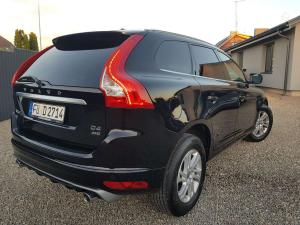 Black Volvo XC60 2014 in Pakruojis, with an engine capacity of 2.40 L and mileage of 253 thousand km for 12599 €, photo 10 on AUTOMOTO.COM.LV
