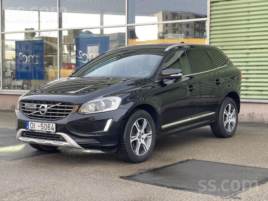 Melns Volvo XC60 2014 Rīga, ar dzinēja tilpumu 2.40 L un nobraukumu 239 tūkst. km par 12000 €, foto 8 vietnē AUTOMOTO.COM.LV