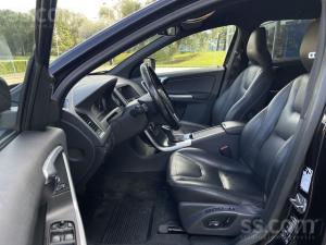 Melns Volvo XC60 2014 Rīga, ar dzinēja tilpumu 2.40 L un nobraukumu 239 tūkst. km par 12000 €, foto 13 vietnē AUTOMOTO.COM.LV