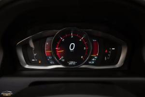 Black Volvo XC60 2014 in Jelgava, with an engine capacity of 2.40 L and mileage of 285 thousand km for 15900 €, photo 22 on AUTOMOTO.COM.LV