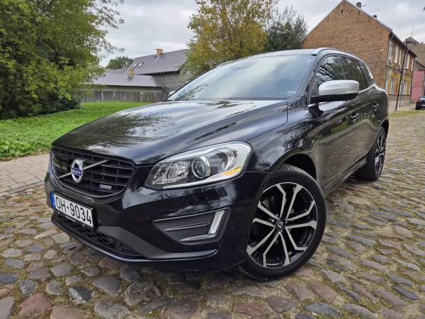 Black Volvo XC60 2014 in Jelgava, with an engine capacity of 2.40 L and mileage of 238 thousand km for 16800 €, photo 1 on AUTOMOTO.COM.LV
