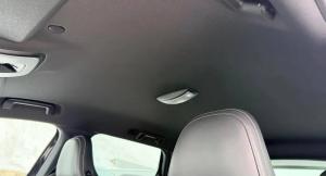 Black Volvo XC60 2014 in Riga, with an engine capacity of 2.00 L and mileage of 268 thousand km for 11995 €, photo 6 on AUTOMOTO.COM.LV