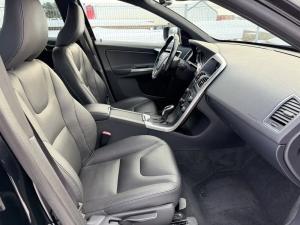 Black Volvo XC60 2014 in Riga, with an engine capacity of 2.00 L and mileage of 268 thousand km for 11995 €, photo 12 on AUTOMOTO.COM.LV