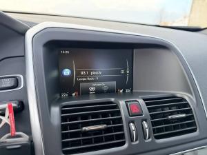 Black Volvo XC60 2014 in Riga, with an engine capacity of 2.00 L and mileage of 268 thousand km for 11995 €, photo 17 on AUTOMOTO.COM.LV