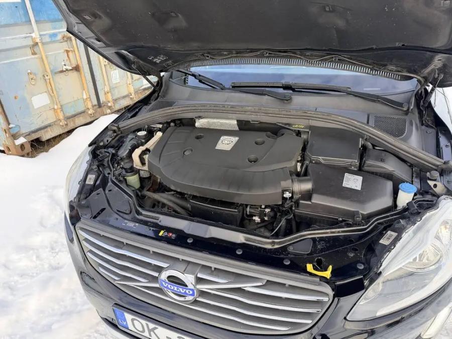 Black Volvo XC60 2014 in Riga, with an engine capacity of 2.00 L and mileage of 268 thousand km for 11995 €, photo 22 on AUTOMOTO.COM.LV