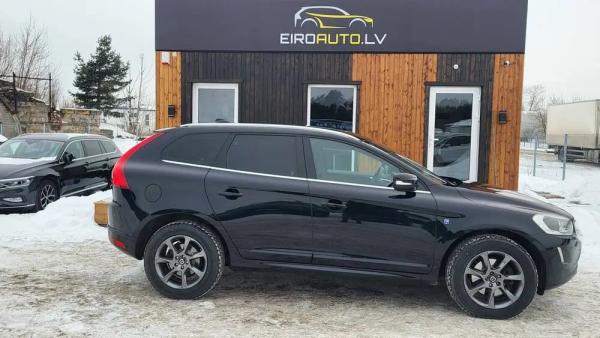 Melns Volvo XC60 2014 Rīga, ar dzinēja tilpumu 2.00 L un nobraukumu 213 tūkst. km par 12990 €, foto 1 vietnē AUTOMOTO.COM.LV