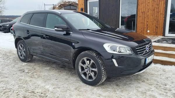 Melns Volvo XC60 2014 Rīga, ar dzinēja tilpumu 2.00 L un nobraukumu 213 tūkst. km par 12990 €, foto 3 vietnē AUTOMOTO.COM.LV