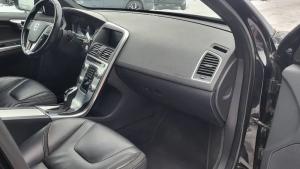 Melns Volvo XC60 2014 Rīga, ar dzinēja tilpumu 2.00 L un nobraukumu 213 tūkst. km par 12990 €, foto 14 vietnē AUTOMOTO.COM.LV