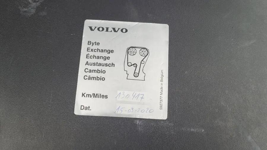 Melns Volvo XC60 2014 Rīga, ar dzinēja tilpumu 2.00 L un nobraukumu 213 tūkst. km par 12990 €, foto 26 vietnē AUTOMOTO.COM.LV