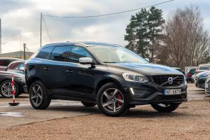 Melns Volvo XC60 2014 Rīga, ar dzinēja tilpumu 2.00 L un nobraukumu 289 tūkst. km par 11995 €, foto  vietnē AUTOMOTO.COM.LV