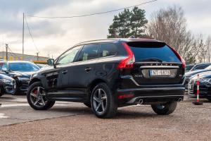 Melns Volvo XC60 2014 Rīga, ar dzinēja tilpumu 2.00 L un nobraukumu 289 tūkst. km par 11995 €, foto 3 vietnē AUTOMOTO.COM.LV