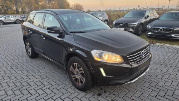 Melns Volvo XC60 2014 Rīga, ar dzinēja tilpumu 2.00 L un nobraukumu 260 tūkst. km par 11995 €, foto 1 vietnē AUTOMOTO.COM.LV
