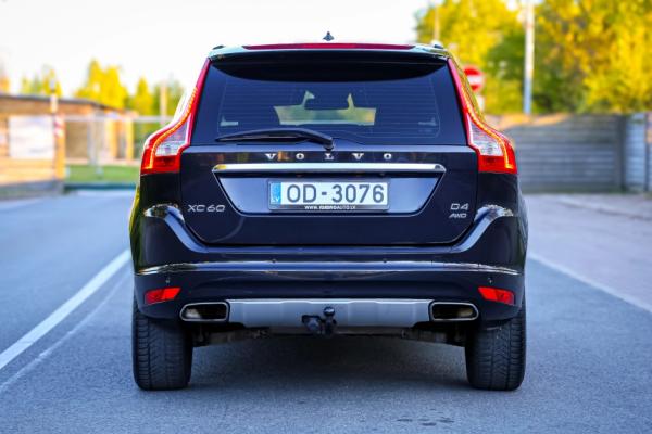 Melns Volvo XC60 2014 Rīga, ar dzinēja tilpumu 2.40 L un nobraukumu 0 tūkst. km par 14350 €, foto 6 vietnē AUTOMOTO.COM.LV
