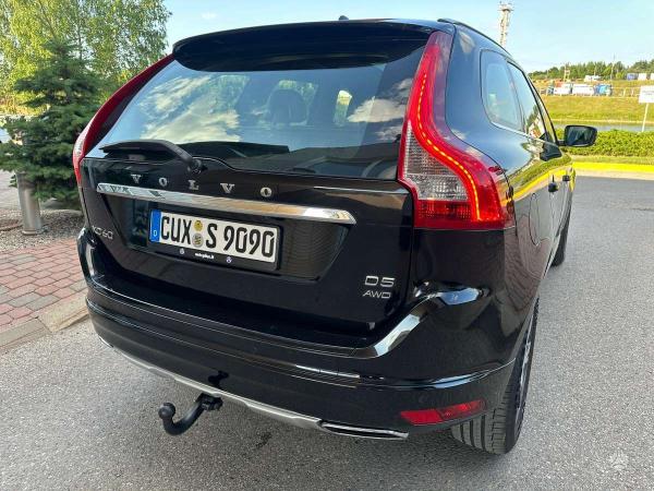 Black Volvo XC60 2014 in Vilnius, with an engine capacity of 2.40 L and mileage of 300 thousand km for 12700 €, photo 9 on AUTOMOTO.COM.LV