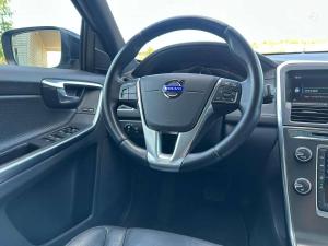 Black Volvo XC60 2014 in Vilnius, with an engine capacity of 2.40 L and mileage of 300 thousand km for 12700 €, photo 19 on AUTOMOTO.COM.LV