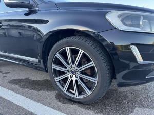 Black Volvo XC60 2014 in Panevezys, with an engine capacity of 2.40 L and mileage of 306 thousand km for 14500 €, photo 22 on AUTOMOTO.COM.LV