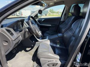 Black Volvo XC60 2014 in Taurage, with an engine capacity of 2.00 L and mileage of 276 thousand km for 10900 €, photo 12 on AUTOMOTO.COM.LV