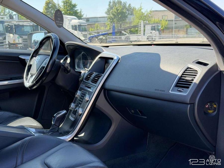 Black Volvo XC60 2014 in Taurage, with an engine capacity of 2.00 L and mileage of 276 thousand km for 10900 €, photo 17 on AUTOMOTO.COM.LV