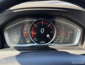 Black Volvo XC60 2014 in Taurage, with an engine capacity of 2.00 L and mileage of 276 thousand km for 10900 €, photo 21 on AUTOMOTO.COM.LV