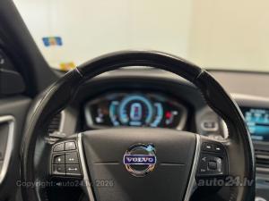 Melns Volvo XC60 2014 Tallina, ar dzinēja tilpumu 2.00 L un nobraukumu 285 tūkst. km par 10999 €, foto 17 vietnē AUTOMOTO.COM.LV